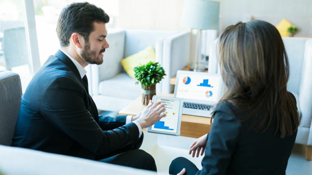 Comunicação Passiva: o que é, características, impactos e como superar